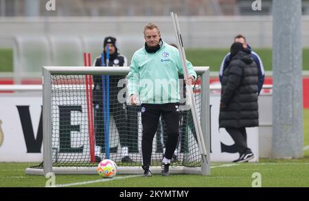 Gelsenkirchen, Deutschland. 01st Dec, 2022. firo : December 1st, 2022 ...