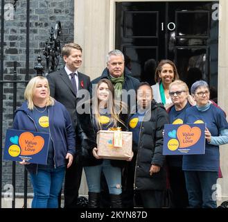 London, England, UK. 1st Dec, 2022. Cabinet Secretary of the United ...