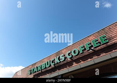 Starbucks & Travelodge Roadside services, Worksop Stock Photo - Alamy