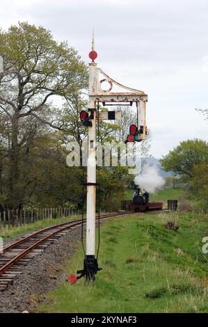 "Winifred" and train at Llangower Stock Photo - Alamy