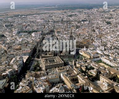 VISTA AEREA. Location: CATEDRAL-EXTERIOR, SEVILLA, SEVILLE, SPAIN Stock ...