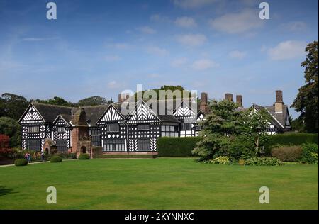 Tudor, timber framed manor house, interior, drawing room, study Stock ...