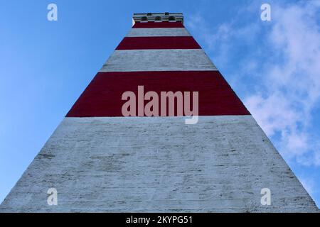 Suzan Vagoose - The Gribbin Head Daymark, Polridmouth, Fowey, Cornwall ...