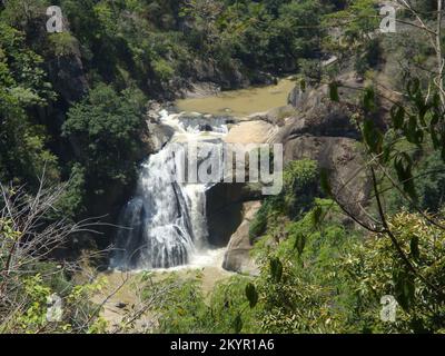 Dunhida Water Falls, Badulla, Sri Lanka Stock Photo - Alamy