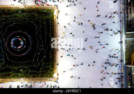 Winter park in evening illumination Stock Photo - Alamy