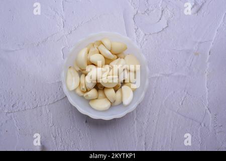 close up pf garlic on black background Stock Photo - Alamy