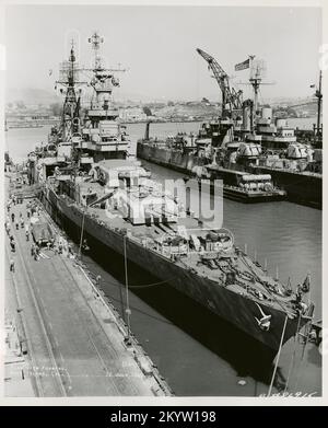 The USS Indianapolis (CA-35), a Portland-class heavy cruiser, was ...