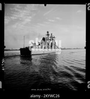 CAG 2 Canberra , Ships, Naval Vessels, Boats, Naval History, Navy Stock ...