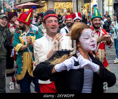 Istanbul culture: Group of memes street performers in make-up, with ...