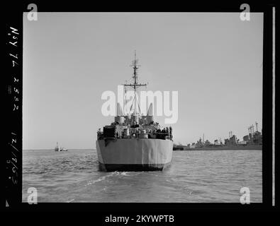 APD-63 Lloyd , Ships, Naval Vessels, Boats, Naval History, Navy Stock ...