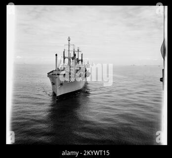APA-202 Menifee [19-NN-APA-202 Menifee-APA-202-264-5] , Ships, Naval ...