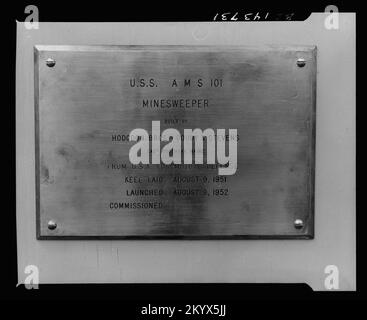 AMS-101 , Ships, Naval Vessels, Boats, Naval History, Navy Stock Photo ...