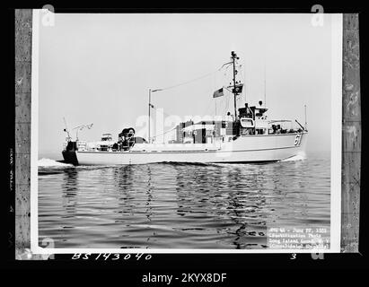 AMS-61 , Ships, Naval Vessels, Boats, Naval History, Navy Stock Photo ...