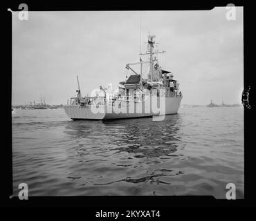 AM-437 Enhance , Ships, Naval Vessels, Boats, Naval History, Navy Stock ...