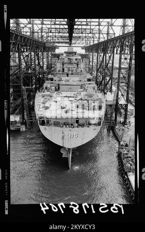 AKA-115 Mobile , Ships, Naval Vessels, Boats, Naval History, Navy Stock ...