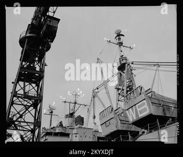 AKA-108 Washburn , Ships, Naval Vessels, Boats, Naval History, Navy ...