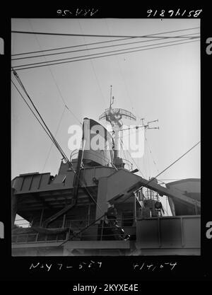 AKA-56 Arneb , Ships, Naval Vessels, Boats, Naval History, Navy Stock ...