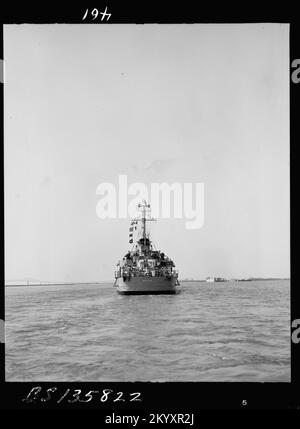 DDE-466 Waller , Ships, Naval Vessels, Boats, Naval History, Navy Stock ...
