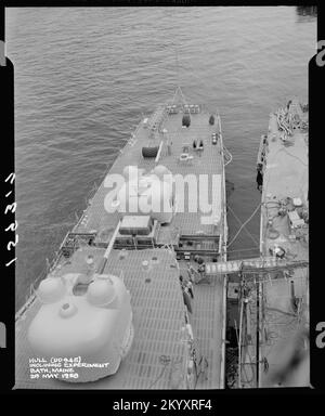 DD-945 Hull , Ships, Naval Vessels, Boats, Naval History, Navy Stock ...