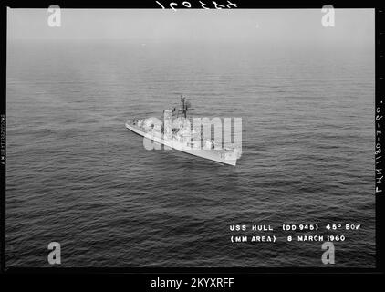 DD-944 Mullinnix , Ships, Naval Vessels, Boats, Naval History, Navy ...