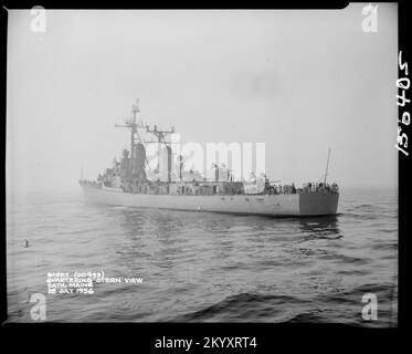 DD-933 Barry , Ships, Naval Vessels, Boats, Naval History, Navy Stock ...