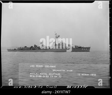 DD-844 Perry , Ships, Naval Vessels, Boats, Naval History, Navy Stock ...