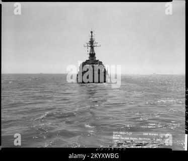DD-806 Higbee , Ships, Naval Vessels, Boats, Naval History, Navy Stock ...