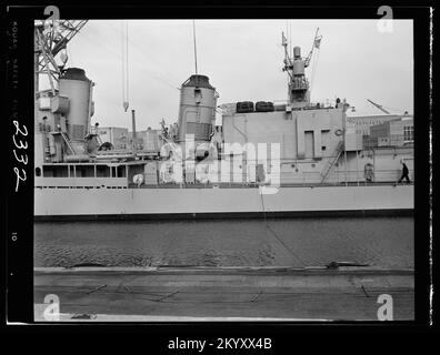 DD-758 Strong , Ships, Naval Vessels, Boats, Naval History, Navy Stock ...
