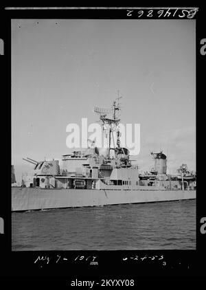 DD-698 Ault , Ships, Naval Vessels, Boats, Naval History, Navy Stock ...