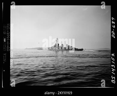 DD-689 Wadleigh , Ships, Naval Vessels, Boats, Naval History, Navy ...
