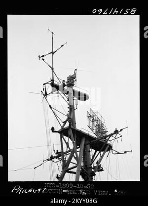 USS Prichett (DD-561), a Fletcher-class destroyer, is underway in ...