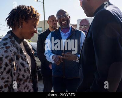 Savannah, Georgia, USA. 2nd Dec, 2022. Reverend Raphael Warnock speaks ...