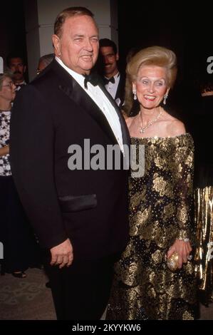 Marvin Davis Circa 1990's Credit: Ralph Dominguez/MediaPunch Stock ...