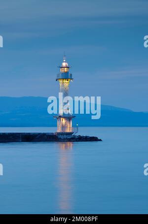 Geneva Lighthouse at evening. Geneva, Switzerland Stock Photo - Alamy