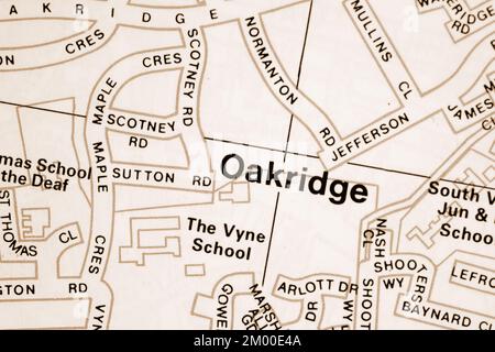 Oakridge village in Hampshire, United Kingdom atlas map town name ...
