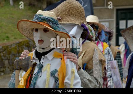 Joaldunak. Masks of Ortuella, (Bizkaia, Basque country) in Vibo Mask of ...