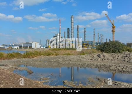 Chinese chemical plant on the outskirts of Jiaxing in Zhejiang province ...