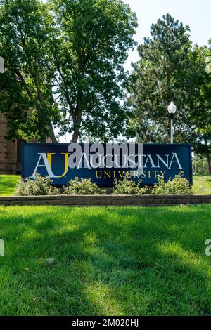 SIOUX FALLS, SD - JULY 10: JC Mortensen rides bull Bad Decisions during ...