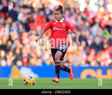 Nikita Parris #22 of Manchester United shoots during the The FA Women's ...