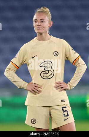 Leicester, UK. 3rd Dec, 2022. Jessie Fleming of Chelsea (C) celebrates ...