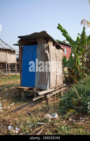 Makeshift Toilet Shack Inle Lake Myanmar Stock Photo - Alamy