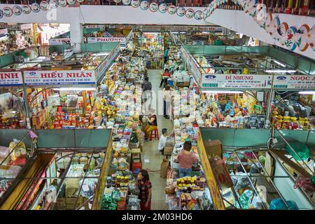 Cho Han Market Hanoi Vietnam Stock Photo - Alamy