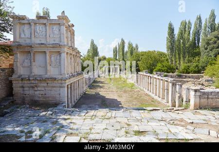 The Sebasteion of Aphrodisias, Dedicated to the Roman Imperial Cult ...