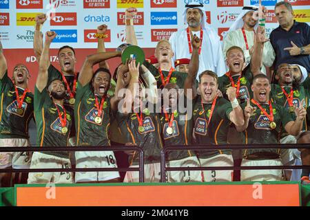 DUBAI, UAE, 3rd Dec 2022. The South African men's team celebrate after ...