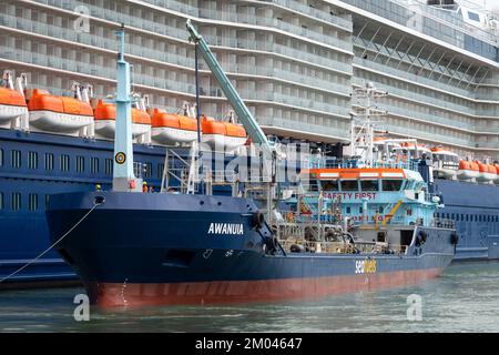Tanker refueling cruise ship "Celebrity Eclipse" at Auckland, North ...