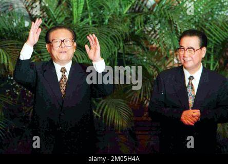 THE NEW POLITBURO STANDING COMMITTEE (FROM LEFT TO RIGHT): JIANG ZEMIN ...