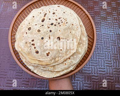 Chapati, also known as roti, rotli, safati, shabaati, phulka, chapo ...