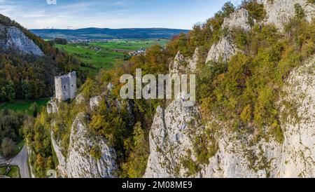 Neu Thierstein castle ruins, aerial view, Büsserach, Solothurn ...