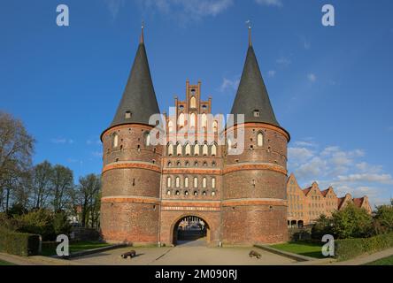 Holstentor, Holstentorplatz, Lübeck, Schleswig-Holstein, Germany ...