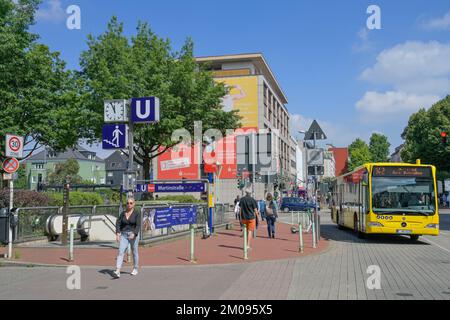 Straßenszene, Passanten, Rüttenscheider Straße, Martinstraße, Essen ...